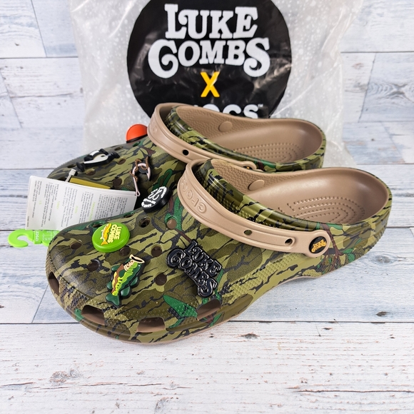 CROCS | Shoes | Luke Combs X Crocs Classic Clog Mens Size 2 Bootlegger ...